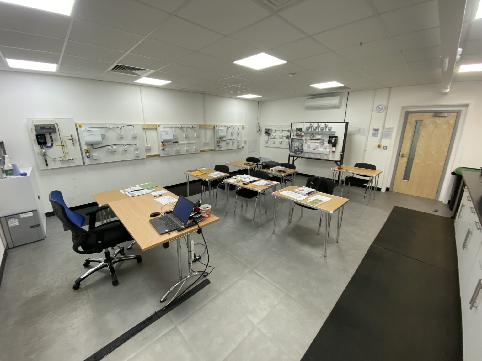 Basildon Plumbing, Gas & Electrician Courses | Essex & East London ...