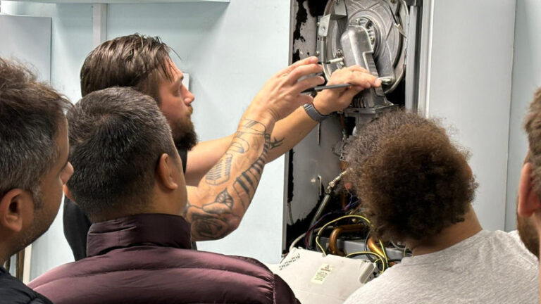 How to Become a Plumber in the UK | Logic4training